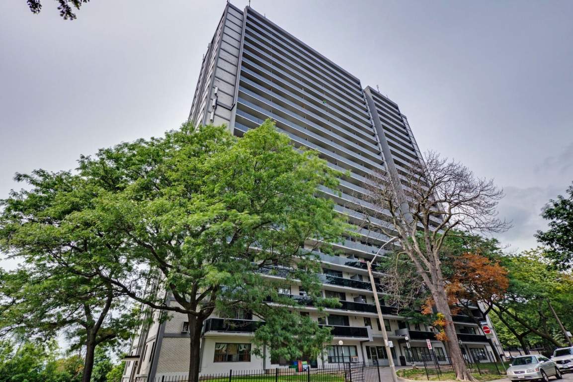 Lakeview Towers | Amelin Property Management