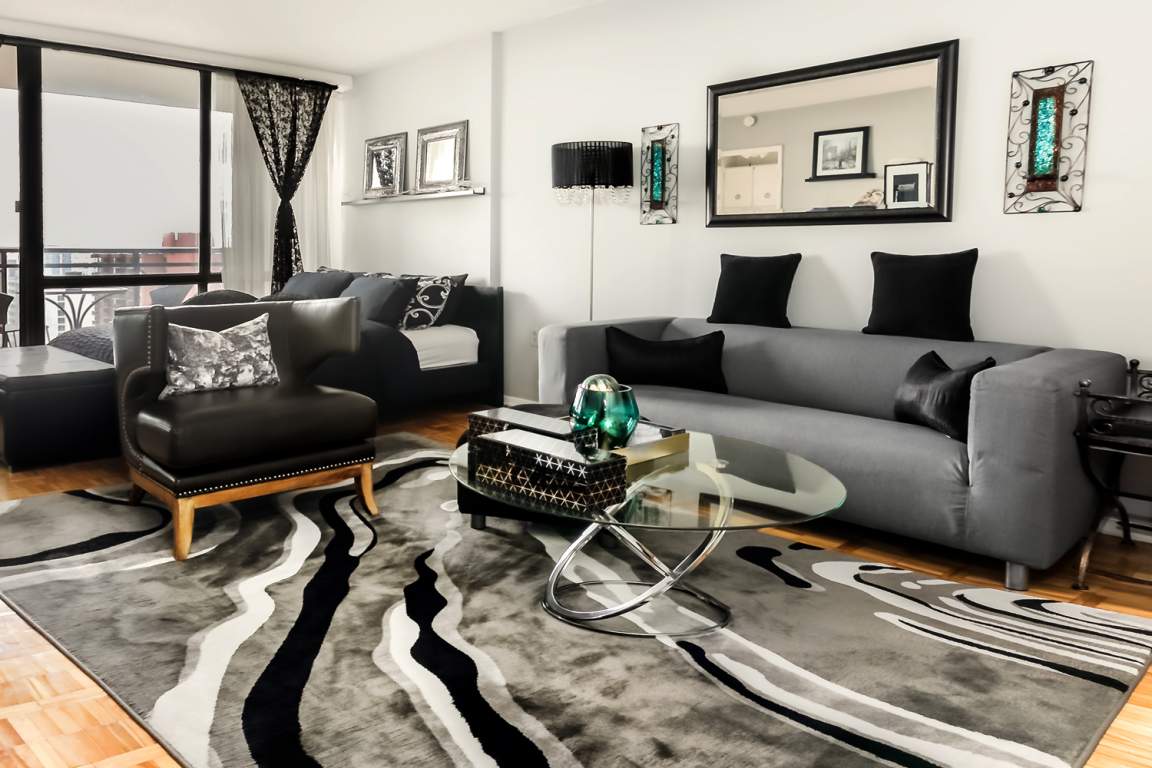 101 Roehampton Avenue-East Tower | Arcanos Property Management Corporation