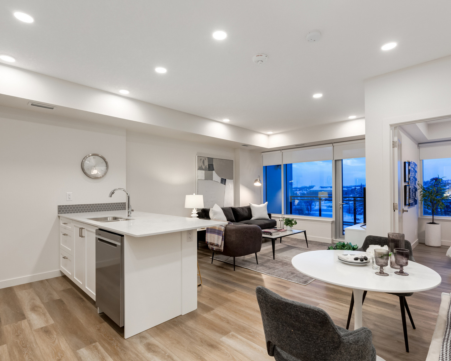 Blume Apartments - 4755 Dalton Drive, Calgary, AB