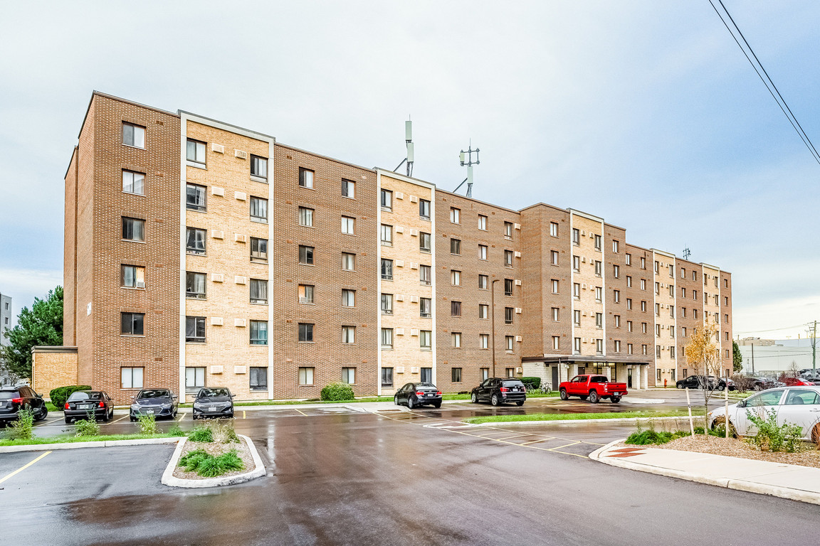 Waterloo Apartments for Rent 609 Davenport Road | Briarlane