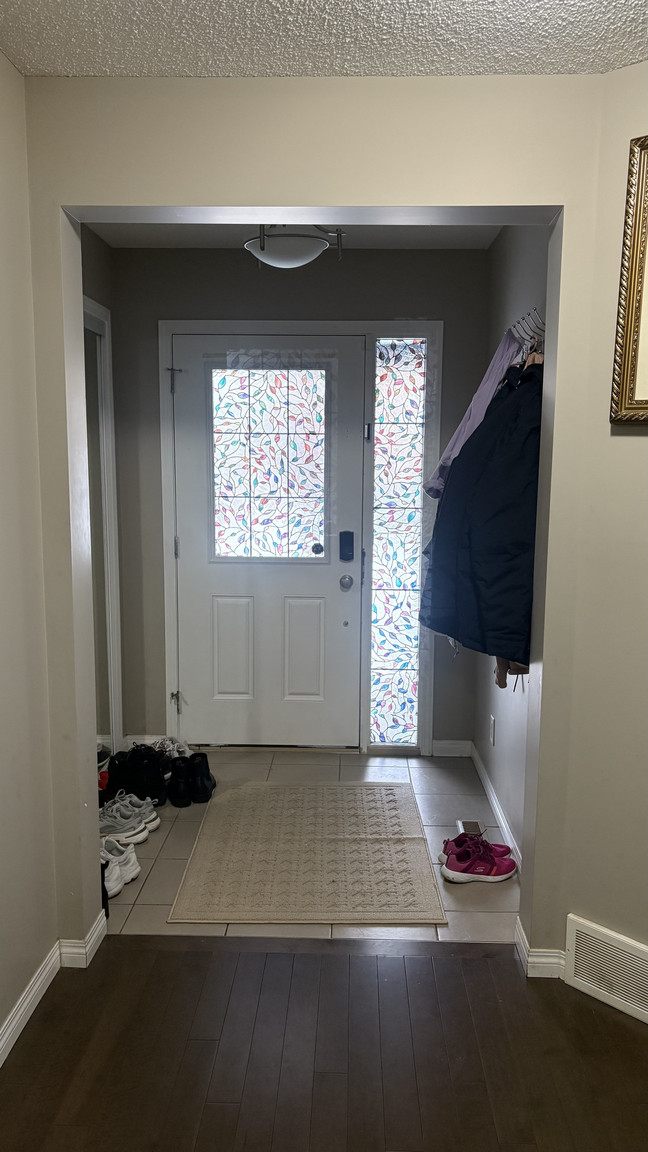 Rentals.ca Chestermere Apartments, Condos and Houses For Rent
