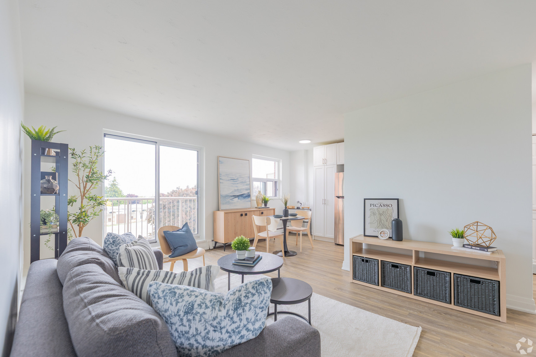 Rentals.ca Hamilton Apartments, Condos and Houses For Rent