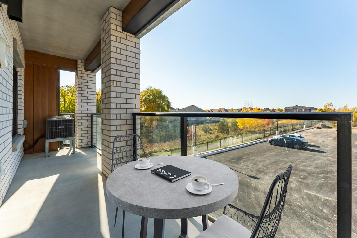 Windwood Two Smart Rental Suites Multi-Unit | Greenwin
