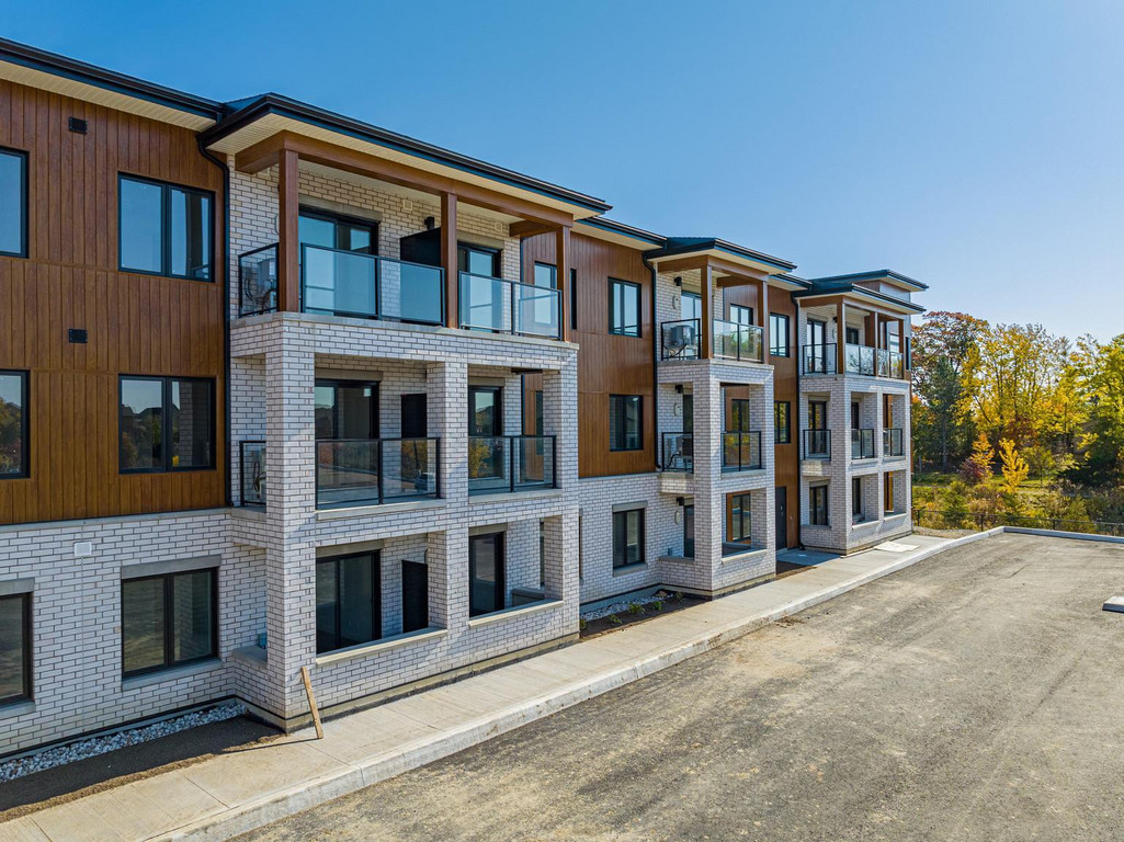 Windwood Two Smart Rental Suites Multi-Unit | Greenwin