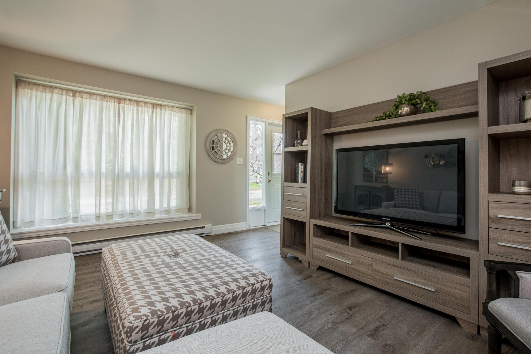 Rentals.ca Amherstview Apartments, Condos and Houses For Rent