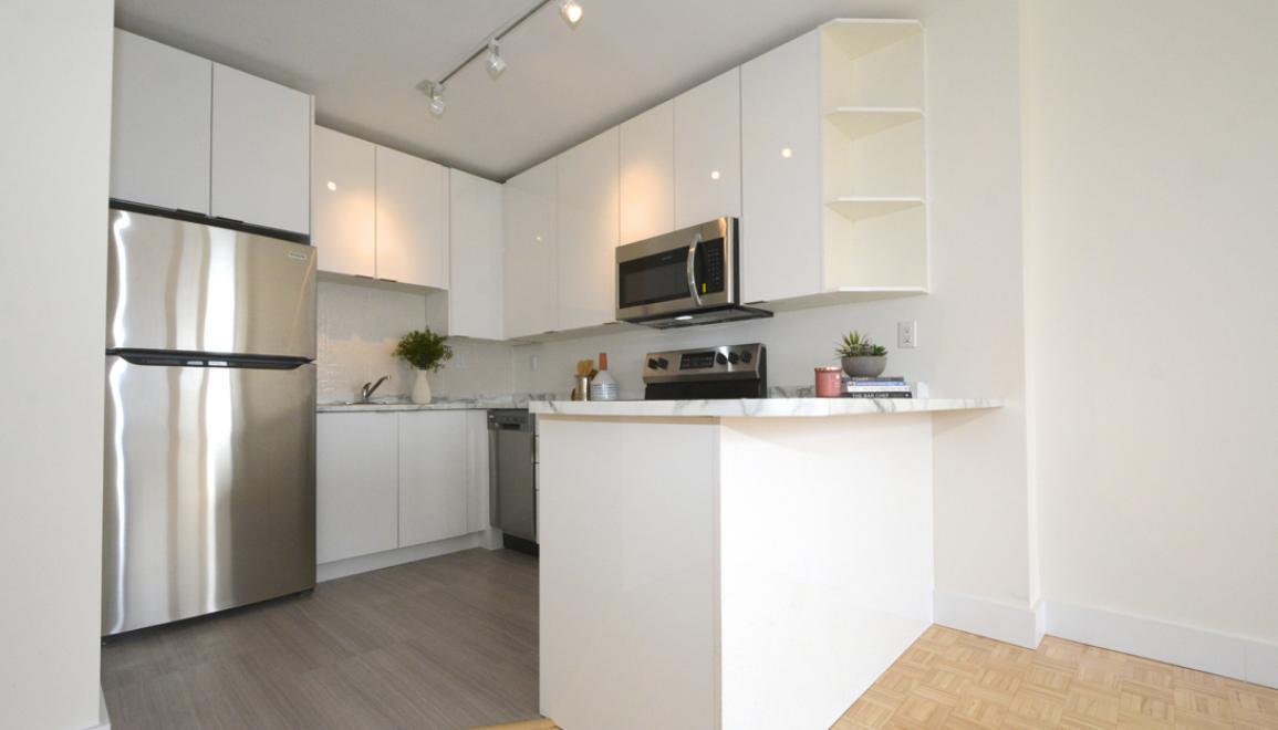 Spring Garden Terrace - 5885 Spring Garden Road, Halifax, NS