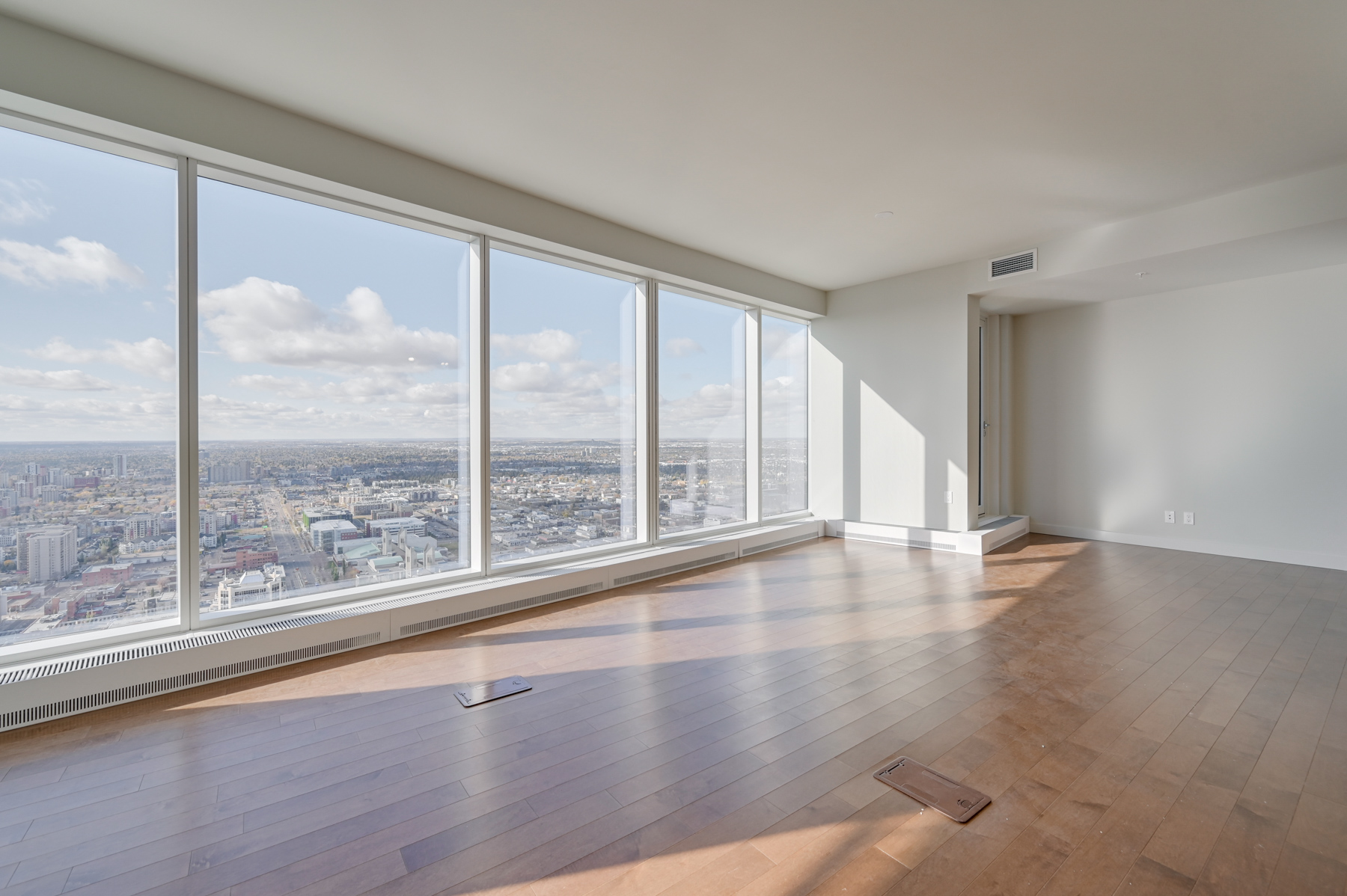 Legends Private Residences for Rent | McLeod Realty