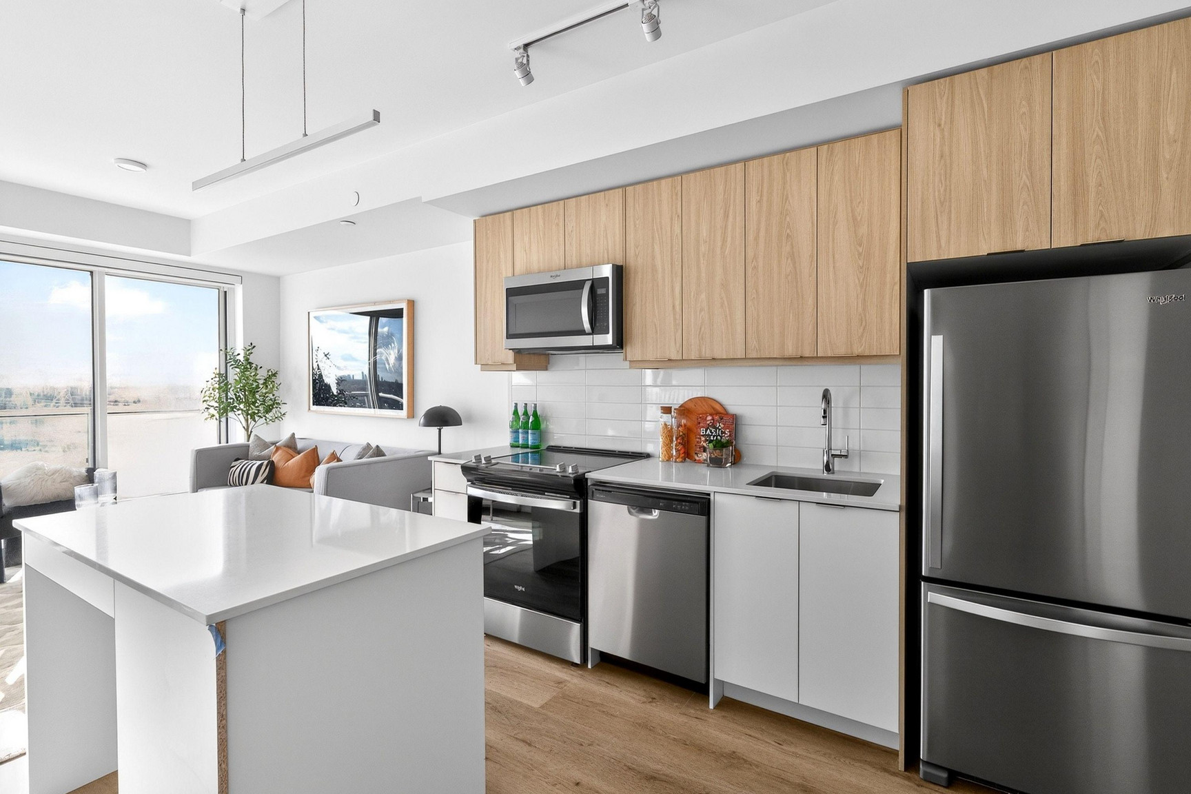 Rentals.ca Toronto Apartments, Condos and Houses For Rent