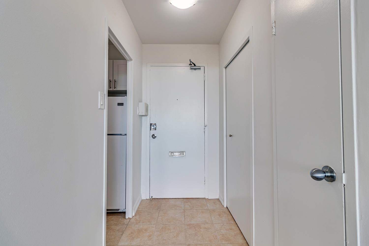 190-200 Exbury Road - 190-200 Exbury Road, Toronto, ON