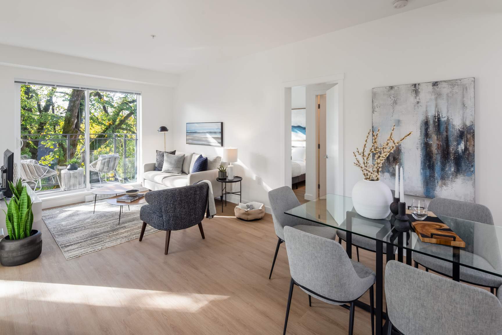 Kits Walk by Strand - 2075 W 12th Avenue, Vancouver, BC