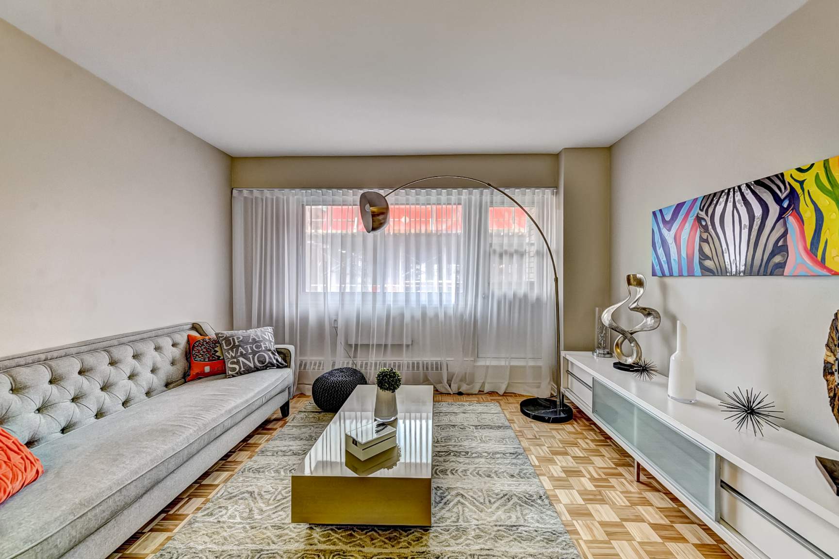 Louer.ca :) 1420 rue Crescent, Montréal QC à Louer