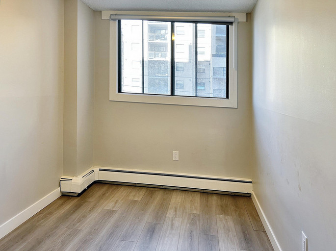 Chelsea Estates Apartments for rent Calgary | UnitiiPM Inc.